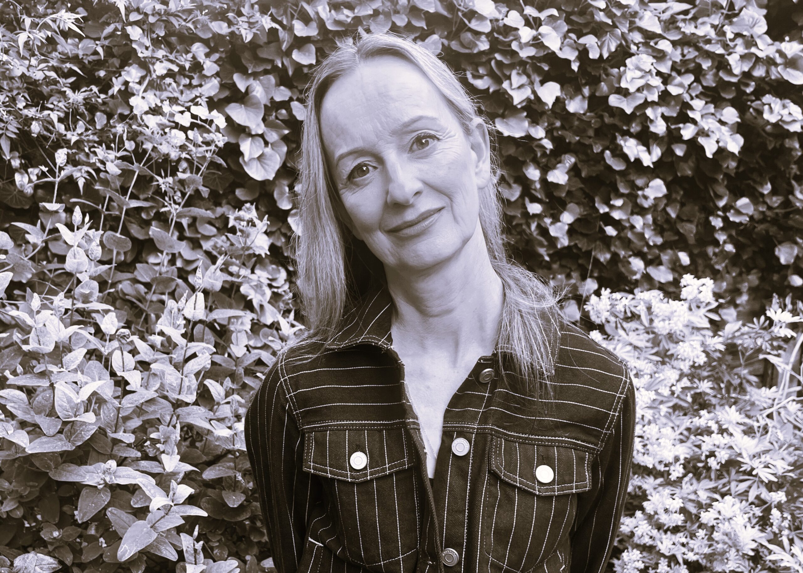 Lisa Kelly - "A Map Towards Fluency" (Carcanet Press, 2019)